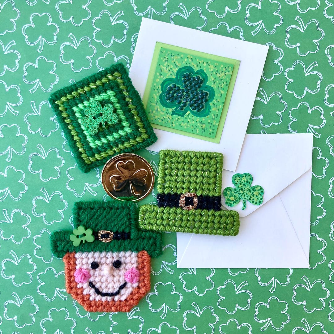 Plastic Canvas: Shamrocks and Smiles Set (set of 4 Items -- 2 Magnets ...