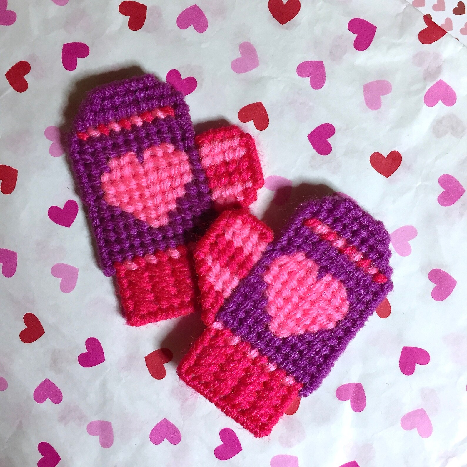 Plastic Canvas Pattern Pages: "hearts" Hat and Mittens (3 Designs ...