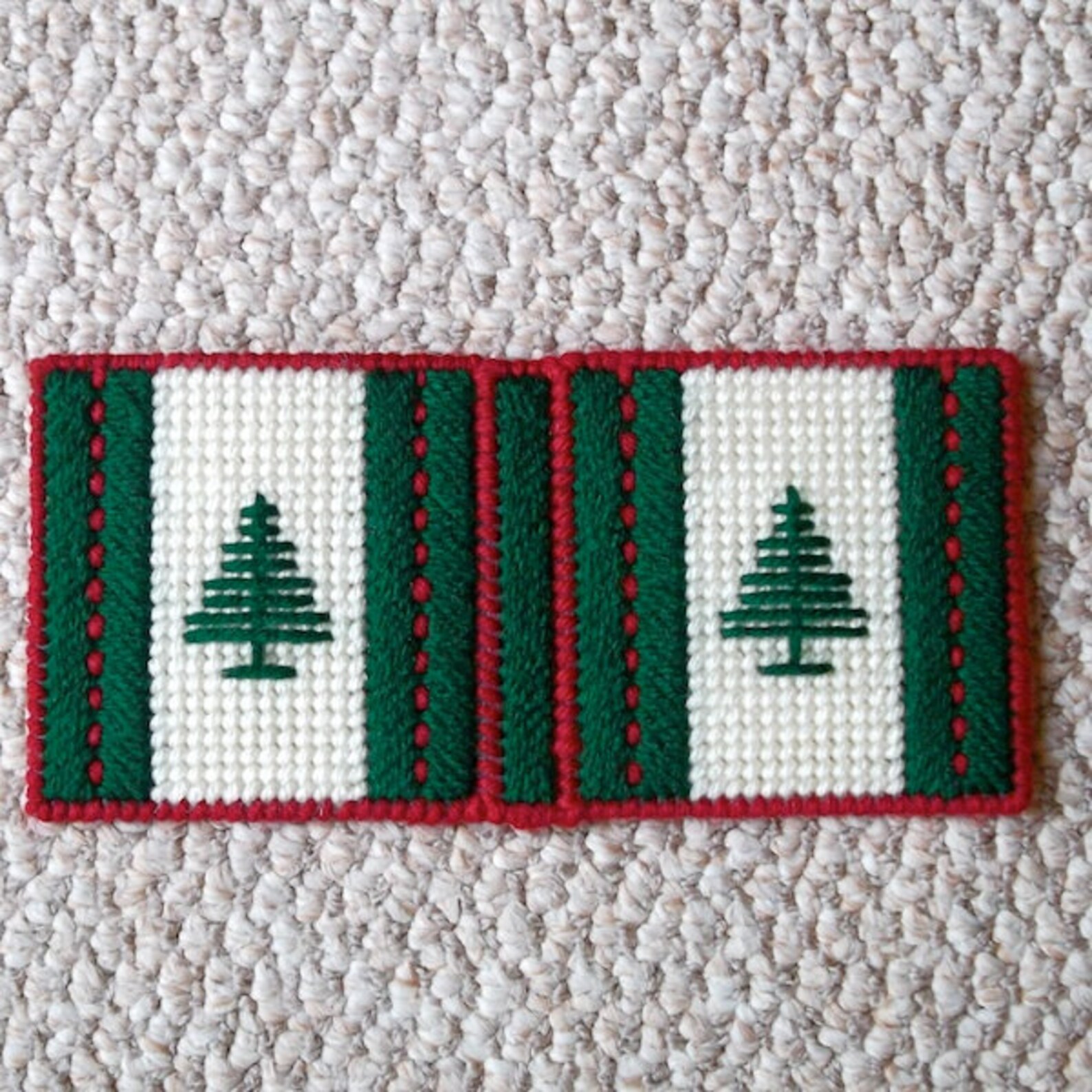 Plastic Canvas Pattern: Graph 'N Go -- "evergreen" Notepad Holder ...