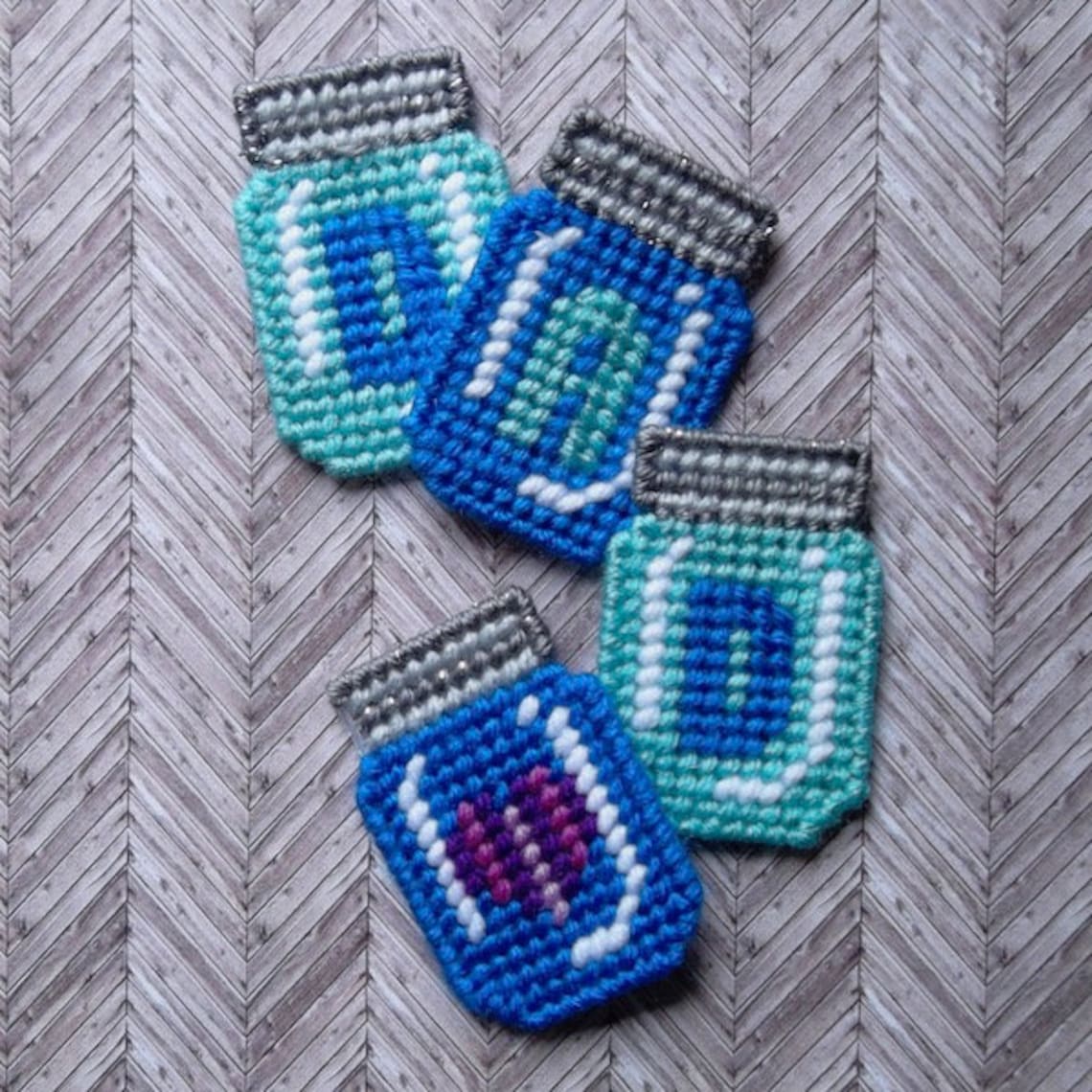 Plastic Canvas: DAD Mason Jar Magnets set of 4 | Etsy