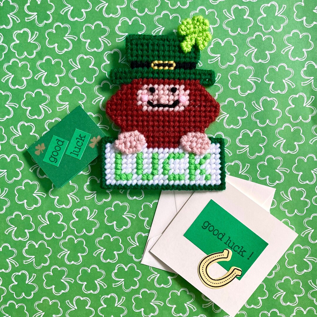 Plastic Canvas: lots of Luck Magnet and Cards Set 3 Items Leprechaun ...