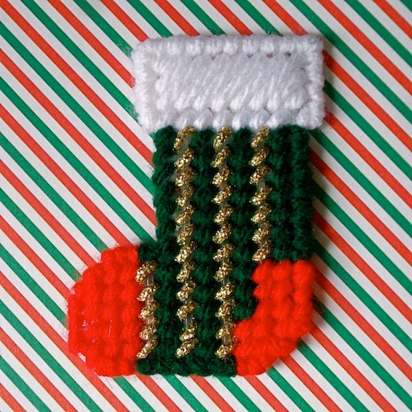 Plastic Canvas Pattern Page: Mini Christmas | Etsy