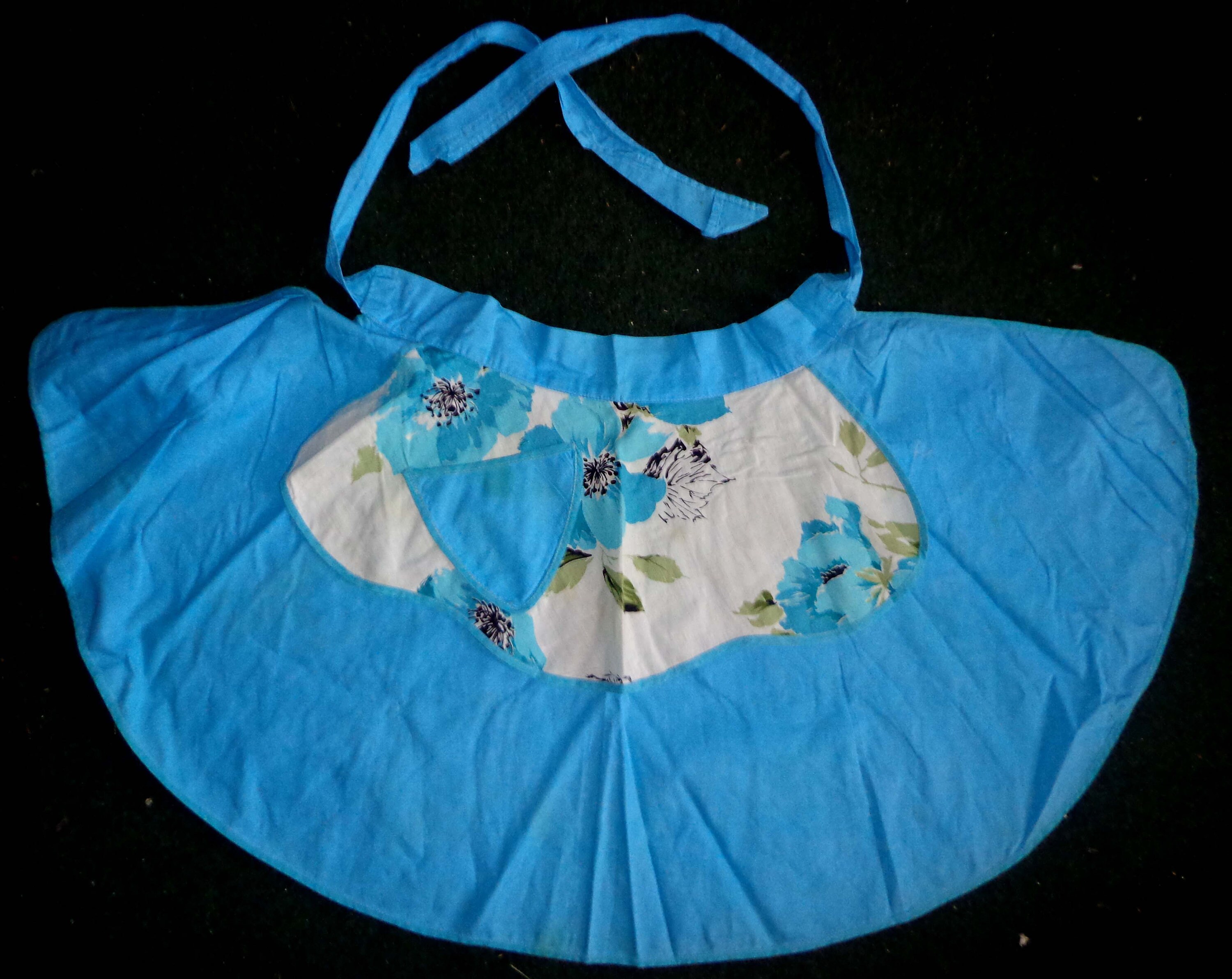Apron reversible azul y blanco con gran estampado floral | Etsy