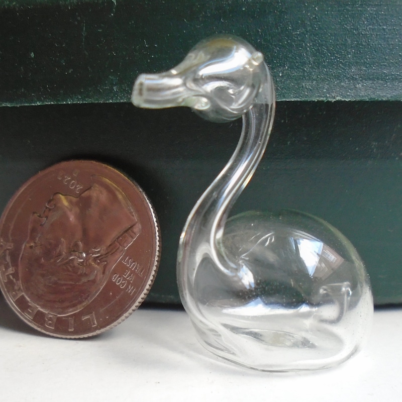 Glass Swan - Etsy