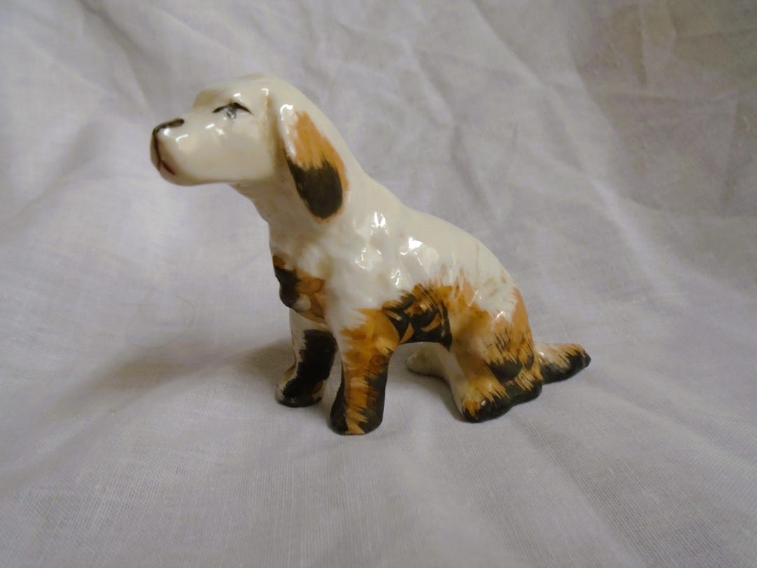 2-1/2" Sitting Dog Figurine, Porcelain, Japan - Etsy
