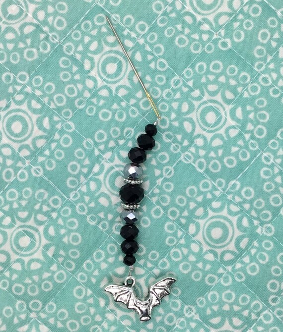 Bat Creepy Halloween Frogger Picker Needle Bling Cross | Etsy