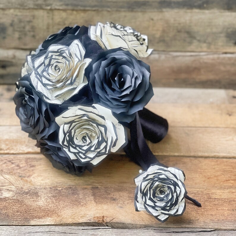 Black & White Paper Rose Bridal Bouquet – Handmade Book Page Flowers - Etsy