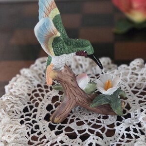 Hummingbird Figurine Vintage Ceramic Hummer W White Flower Bird Art ...