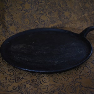 Cast Iron Griddle Vintage Unmarked Primitive Cooking Utensil W Heating ...