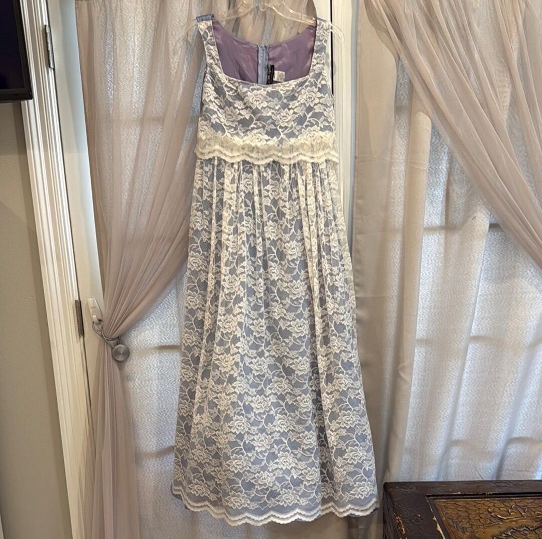 Vintage Zum Zum by Niki Livas Blue White Lace Overlay Maxi Dress Size ...
