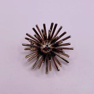 Vintage Gold Tone Starburst Flower Brooch Pin - Etsy