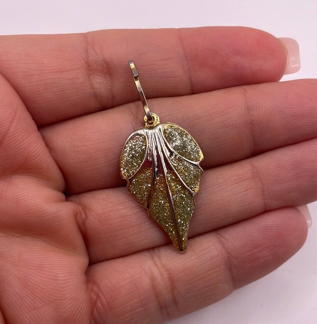 Vintage 1980’s Gold Genuine Diamond Dust Leaf Pendant - Etsy