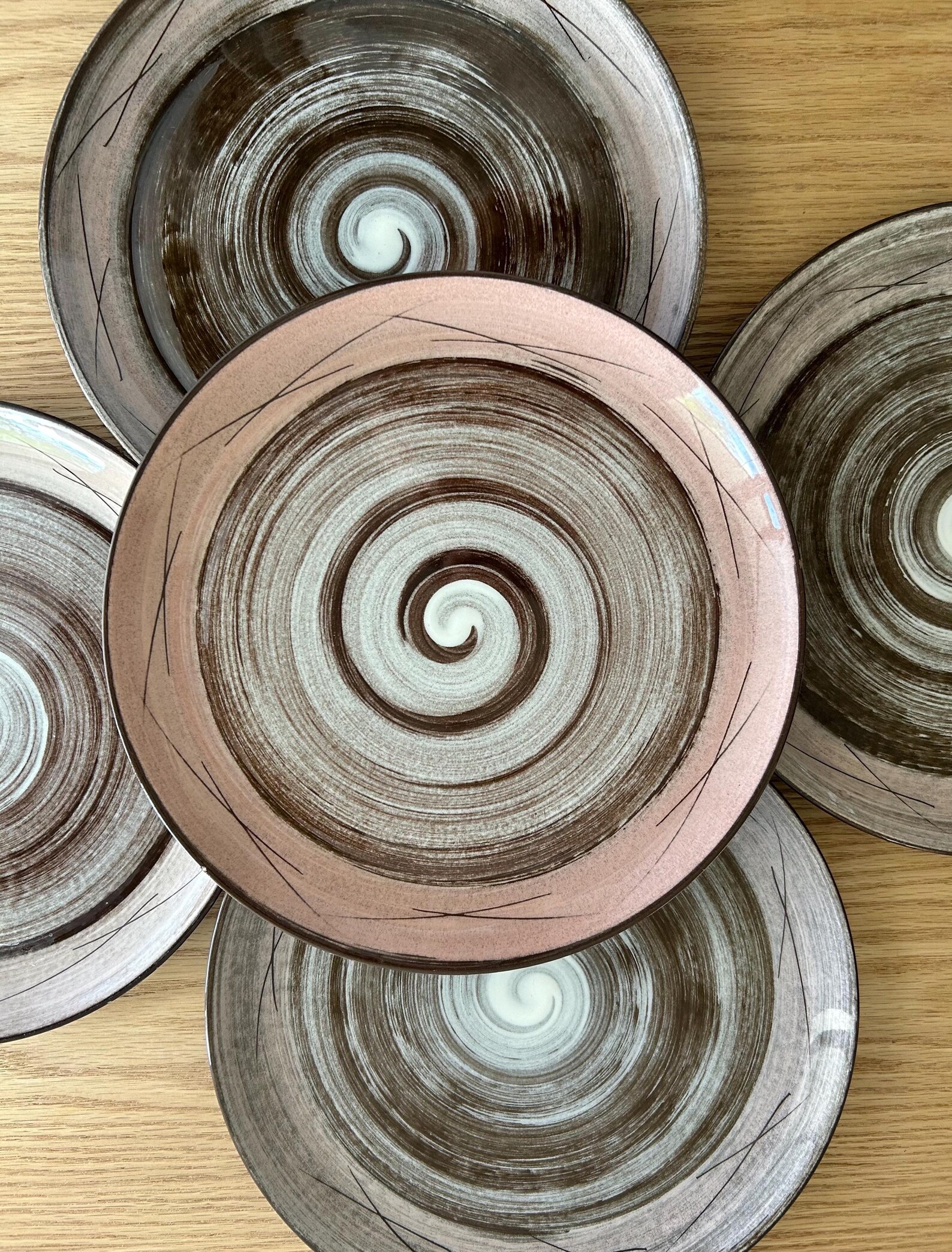 Santa Anita 1950s Stylized Spirals Brown and Pink Dinner Plates Set of ...