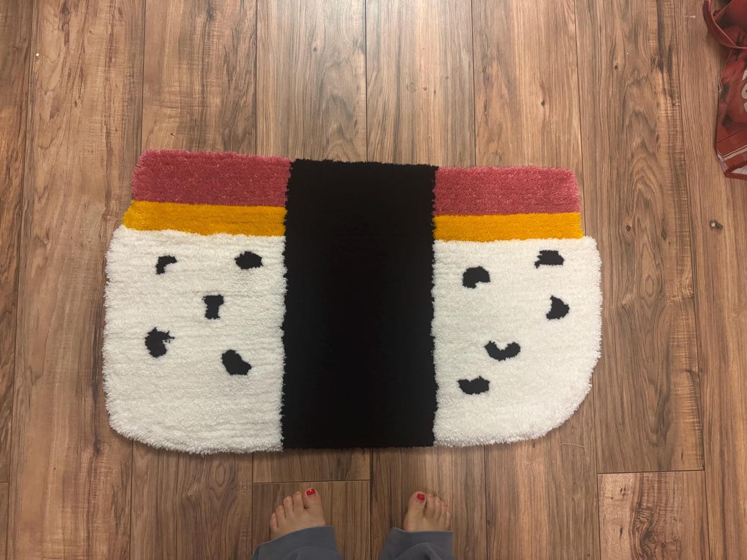 Custom Tufted Rug, Elmo 2’x2’ - Etsy