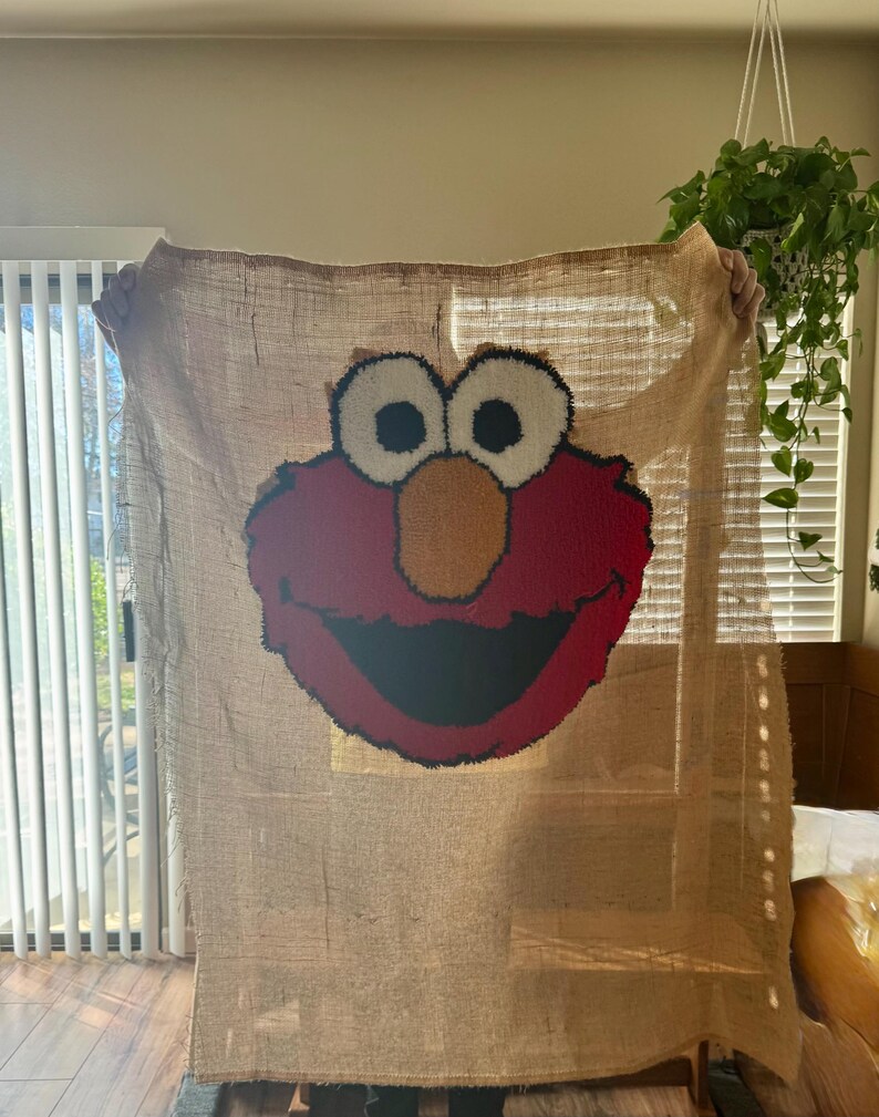 Custom Tufted Rug, Elmo 2x2 - Etsy