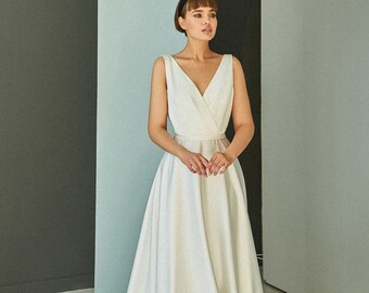 V Back Wedding Dress - Etsy