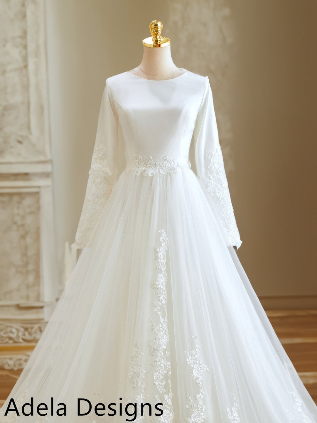 Modest Lace Long Sleeve Bridal Ball Gown Wedding Dress Classic ...