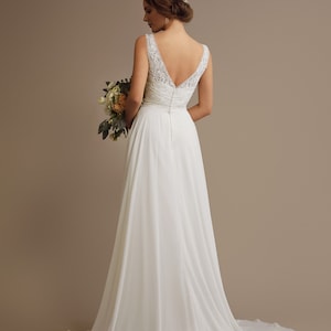 Beautiful Layered Lace Aline Wedding Dress Bridal Gown Open V Back V ...