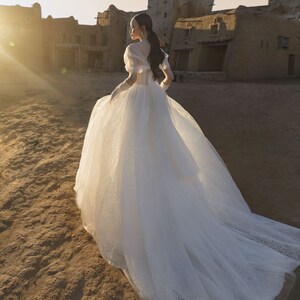 Beautiful Modern Bustier Split Neckline Aline Wedding Dress Bridal Gown ...