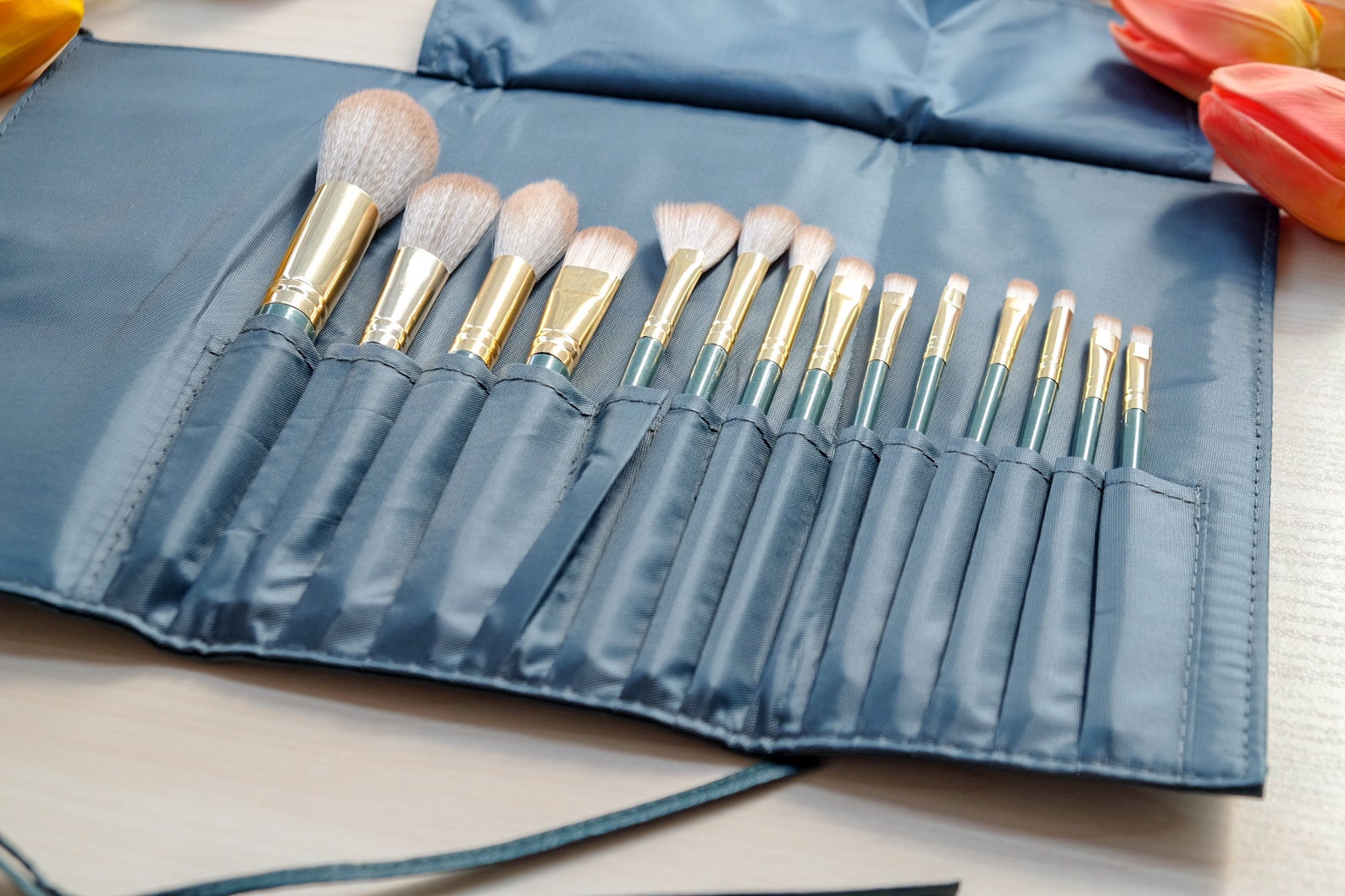 14 PCS Cosmetic Brushes Set, Personalized Makeup Brush Bag, Leather ...
