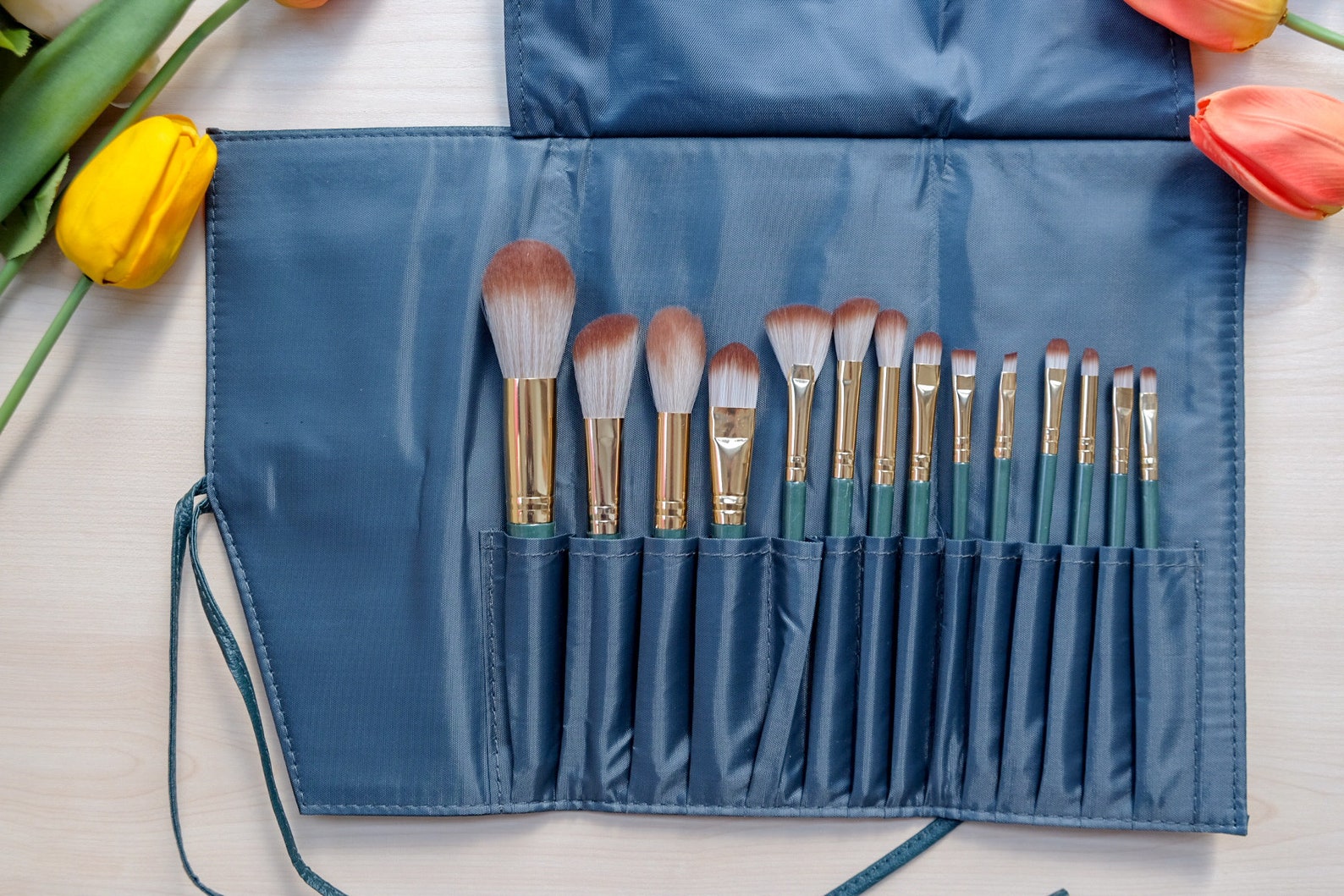 14 PCS Cosmetic Brushes Set, Personalized Makeup Brush Bag, Leather ...
