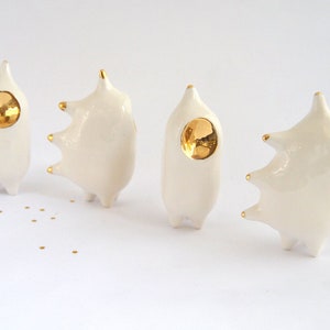 Ceramic Alien Figure in White Clay With Real Gold Details, "spikes ...