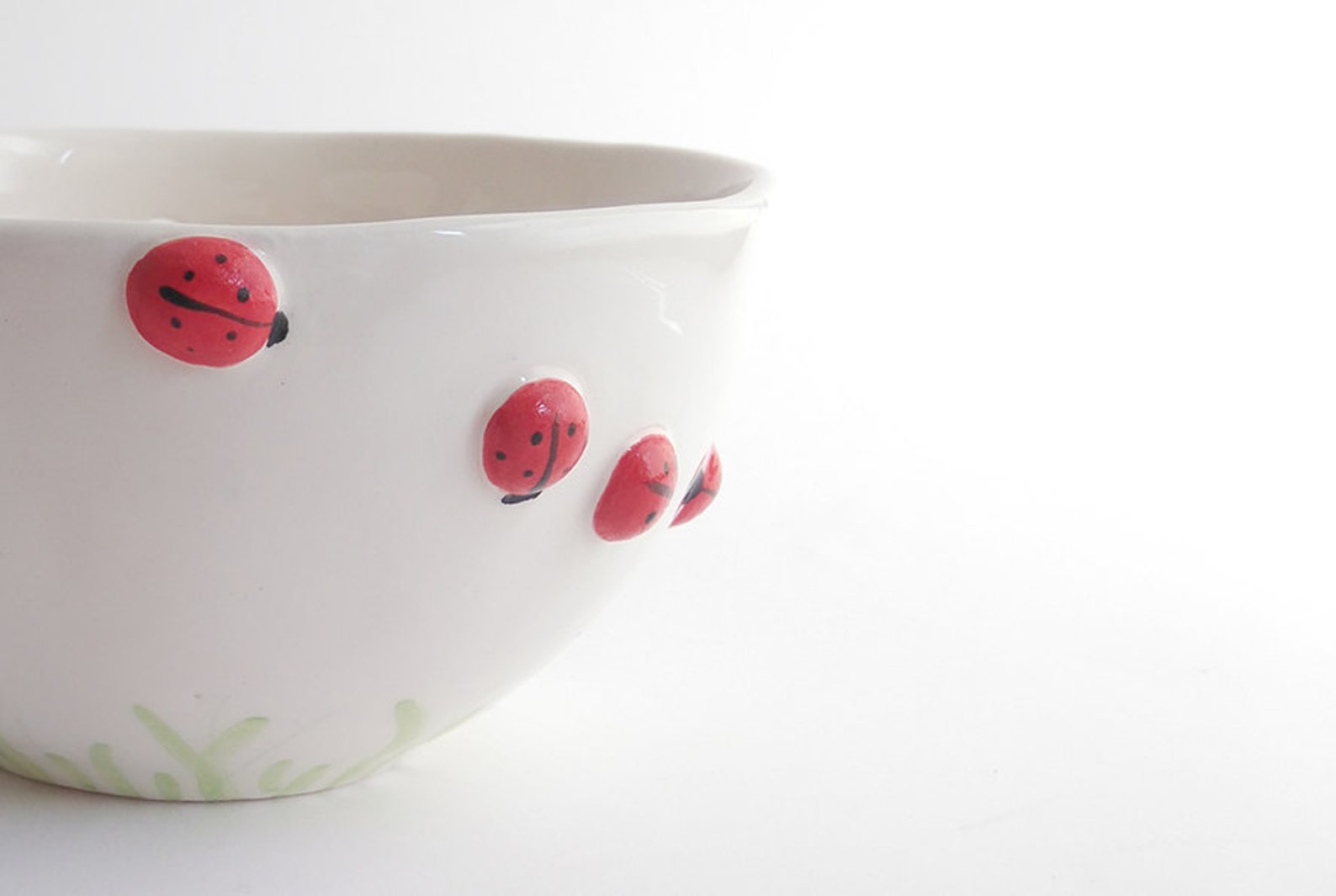 Ladybug Ceramic Yarn Bowl, With 3D Red Ladybugs and Green Grass ...