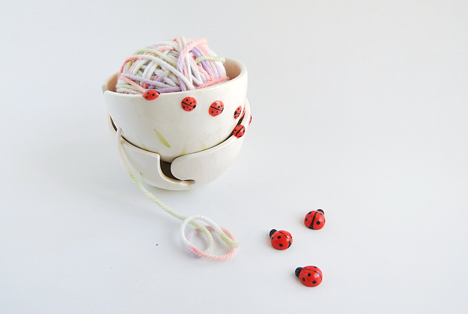 Ladybug Ceramic Yarn Bowl, With 3D Red Ladybugs and Green Grass ...