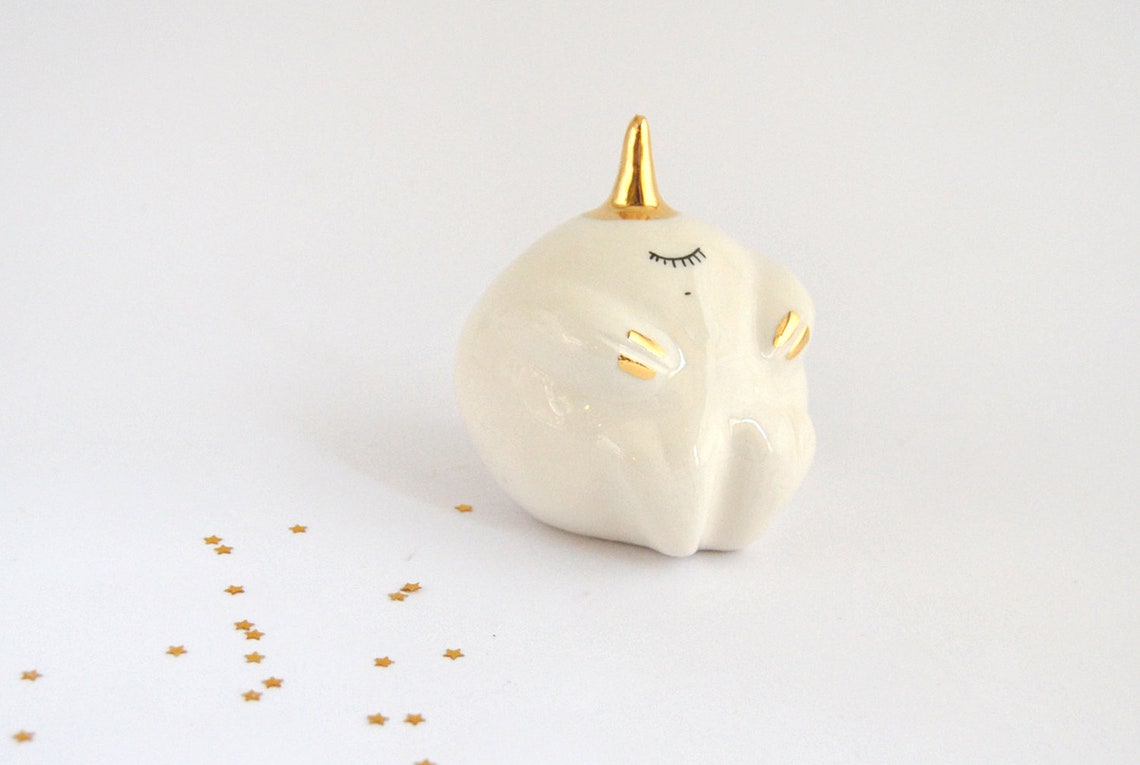Ceramic Alien Figure in White Clay With Real Gold Details - Etsy