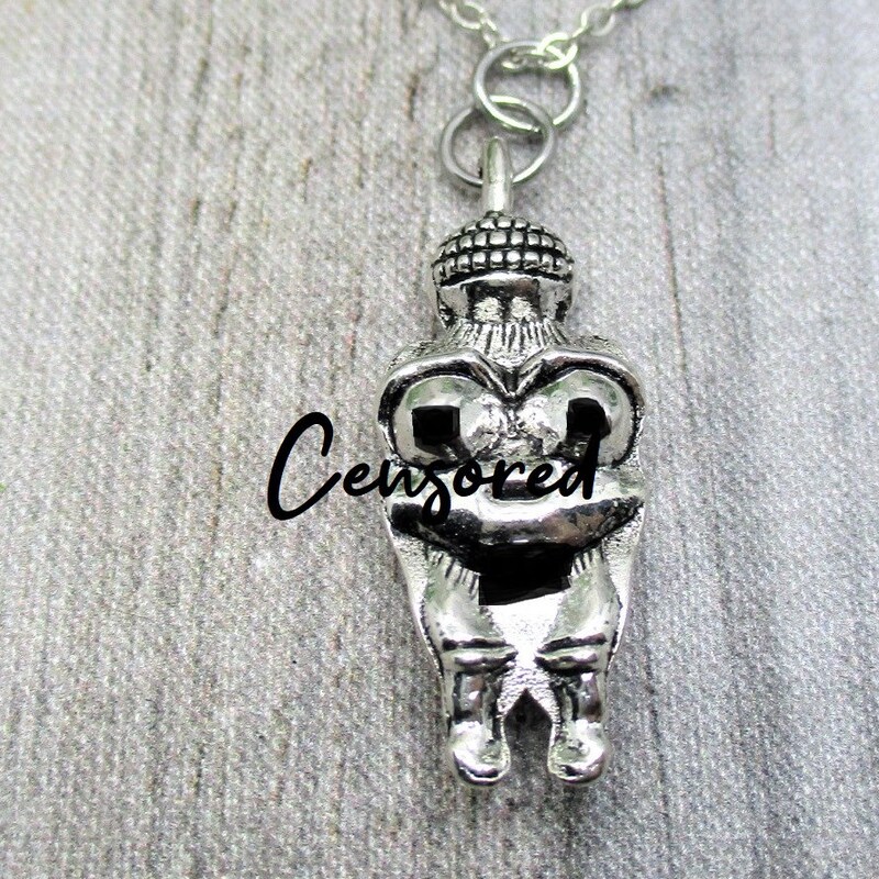 Willendorf Venus Necklace - Etsy