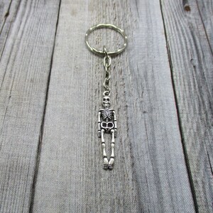 Skeleton Keychain Human Skeleton Keychain Anatomy Keychain Halloween ...