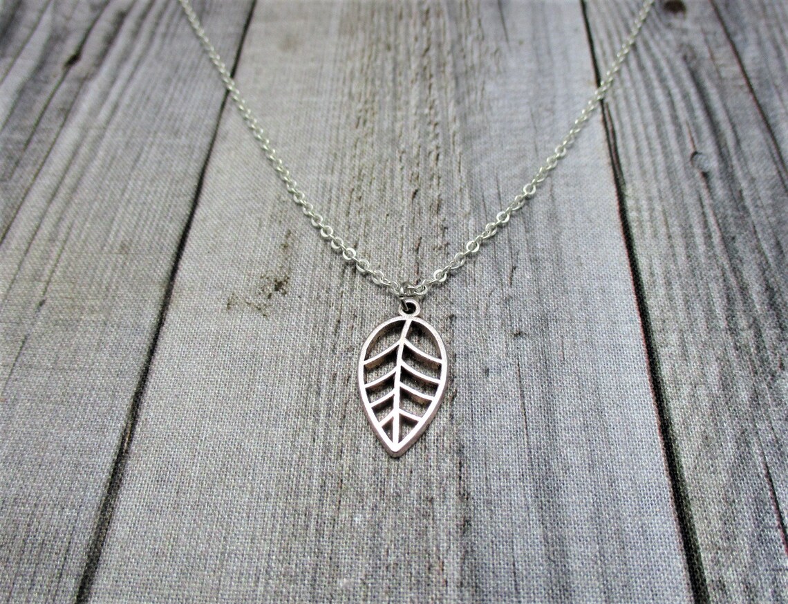 Leaf Necklace Nature Necklace Gardening Gardener Jewelry - Etsy