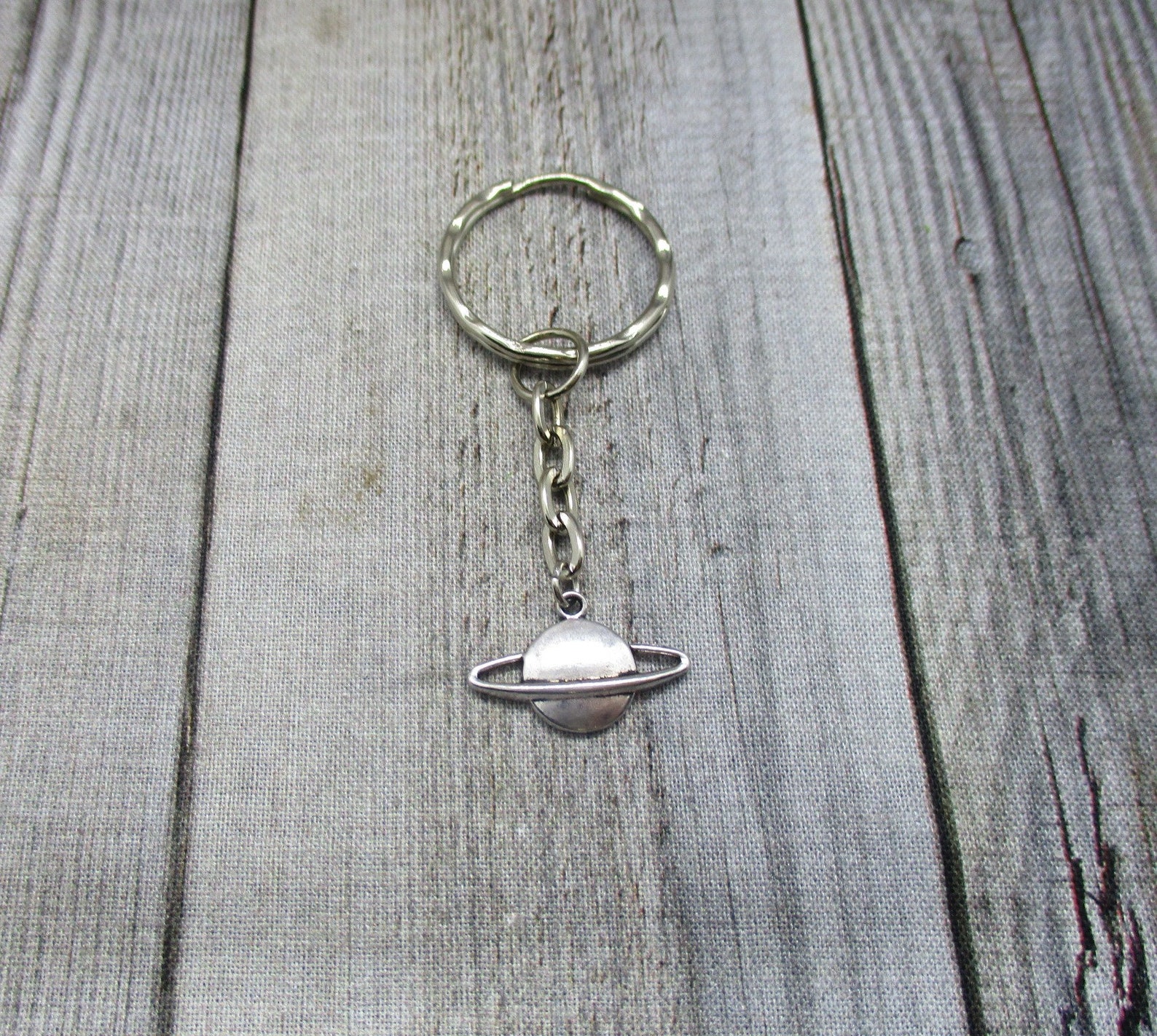 Small Saturn Keychain Planet Space Gift | Etsy