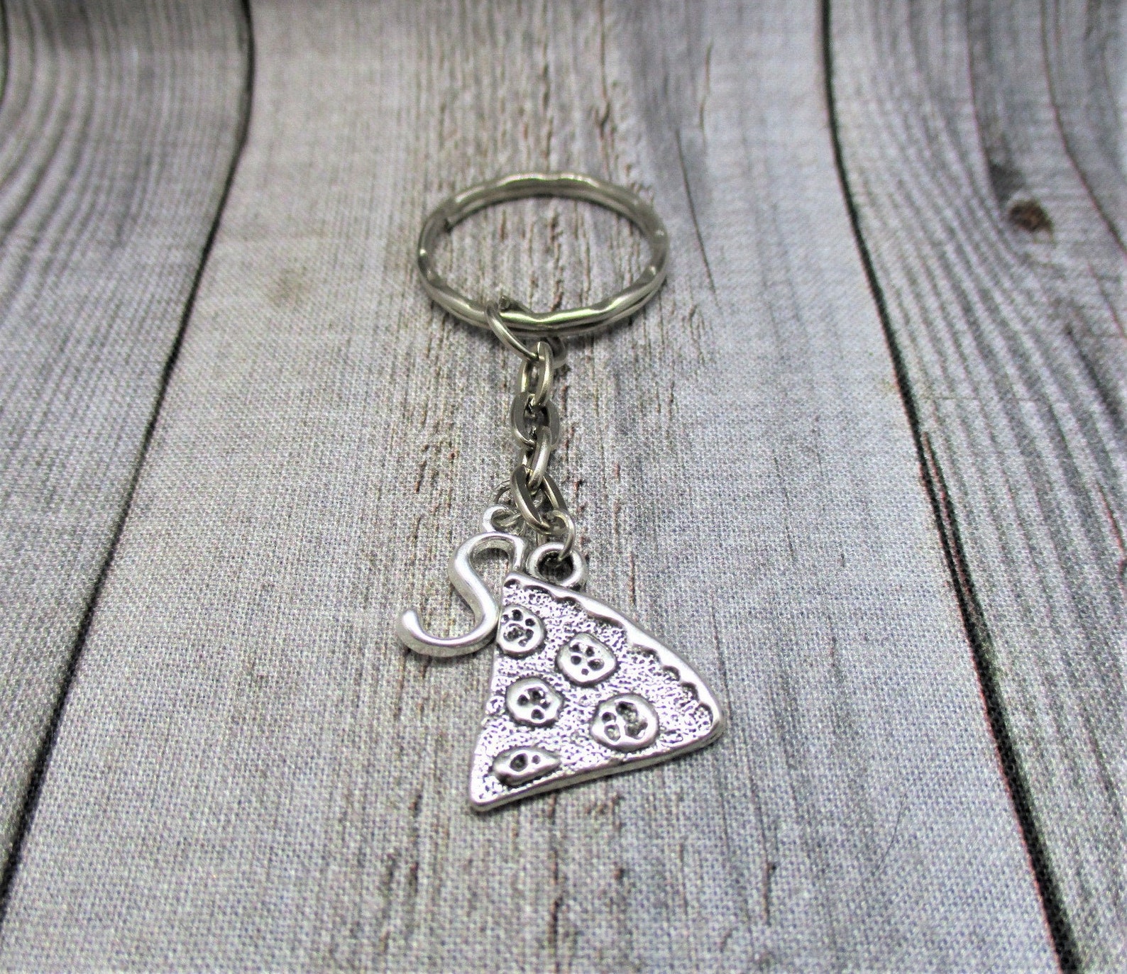 Pizza Keychain Initial Pizza Slice Keychain Letter Keychain - Etsy