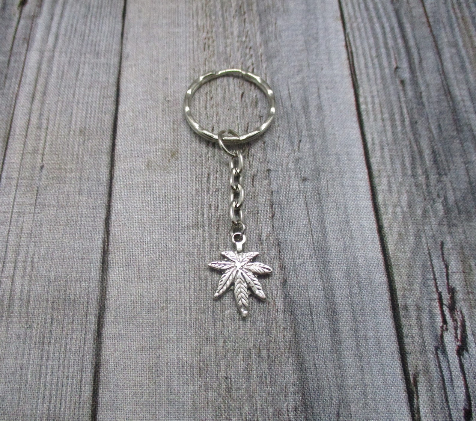 Pot Leaf Keychain Cannabis Keychain Marijuana Keychain Hippie - Etsy