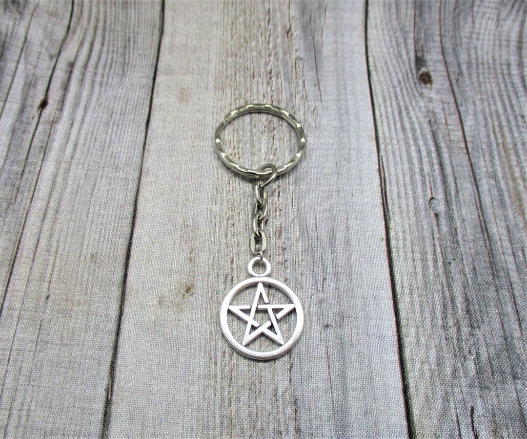 Pentacle Keychain Pentagram Witch Gifts for Her / Him - Etsy