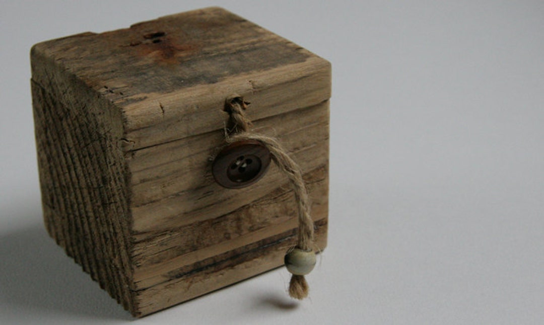Recycled Pallet Wooden Block Box With Rope Hinges and Button Catch - Etsy