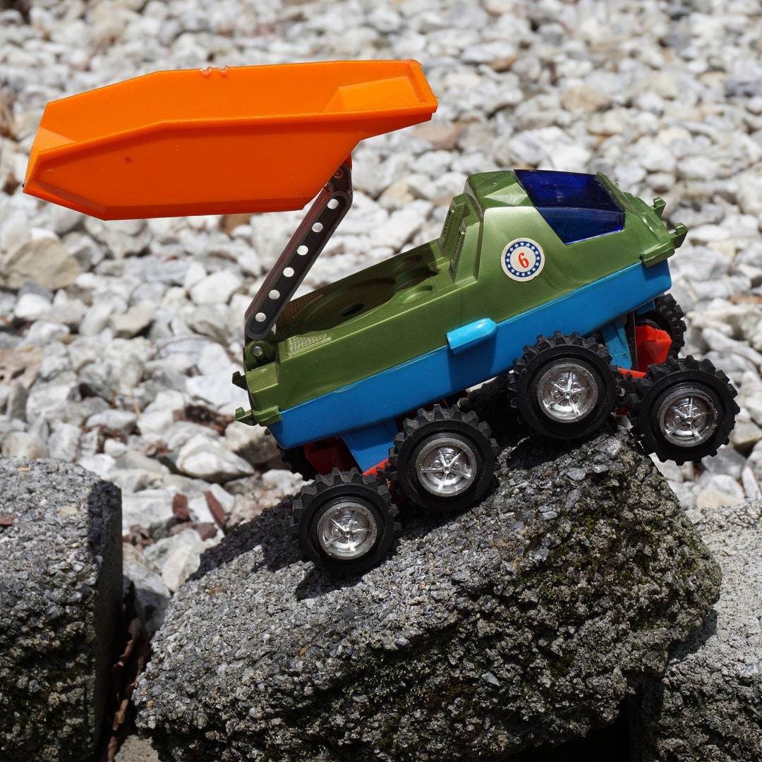 1970s Rare Vintage SPACE ROVER 6 Space Craft Dump Truck Climbing 8 ...