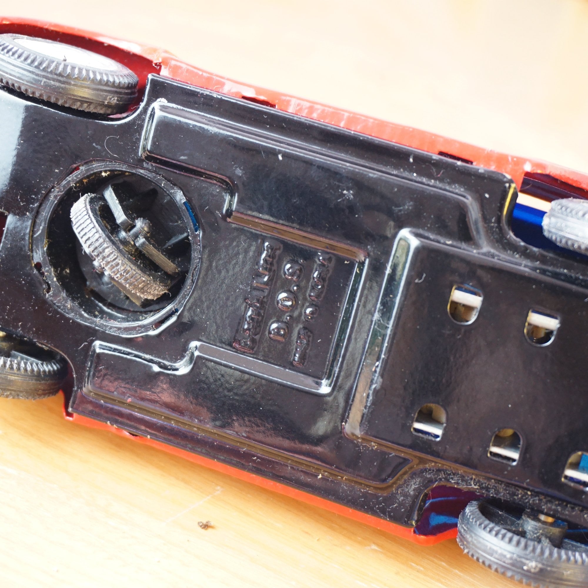 1960s Vintage BANDAI Metal Red MINI-VOLKSWAGEN Battery Operated Remote ...