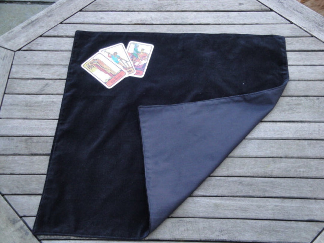 Medium Sized Tarot, Oracle, Rune Reading Cloth / Spread Cloth in Cotton ...