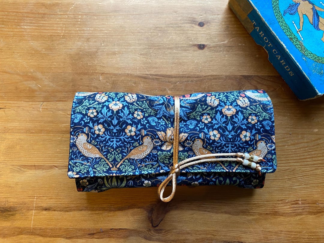 Strawberry Thief (william Morris ) / Navy Blue Velvet Reversible Tarot ...