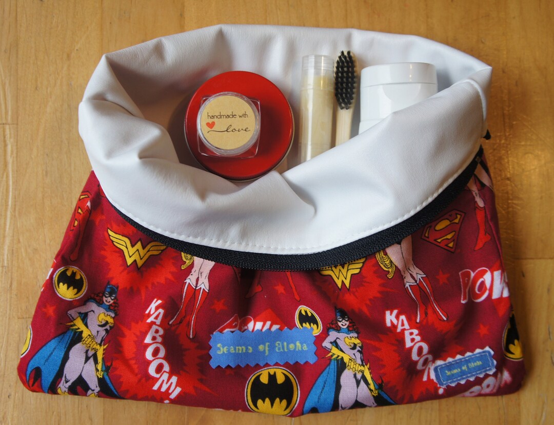 Marvel Comics Superheroes Print Wetbags for Toiletries, Makeup, Pens ...