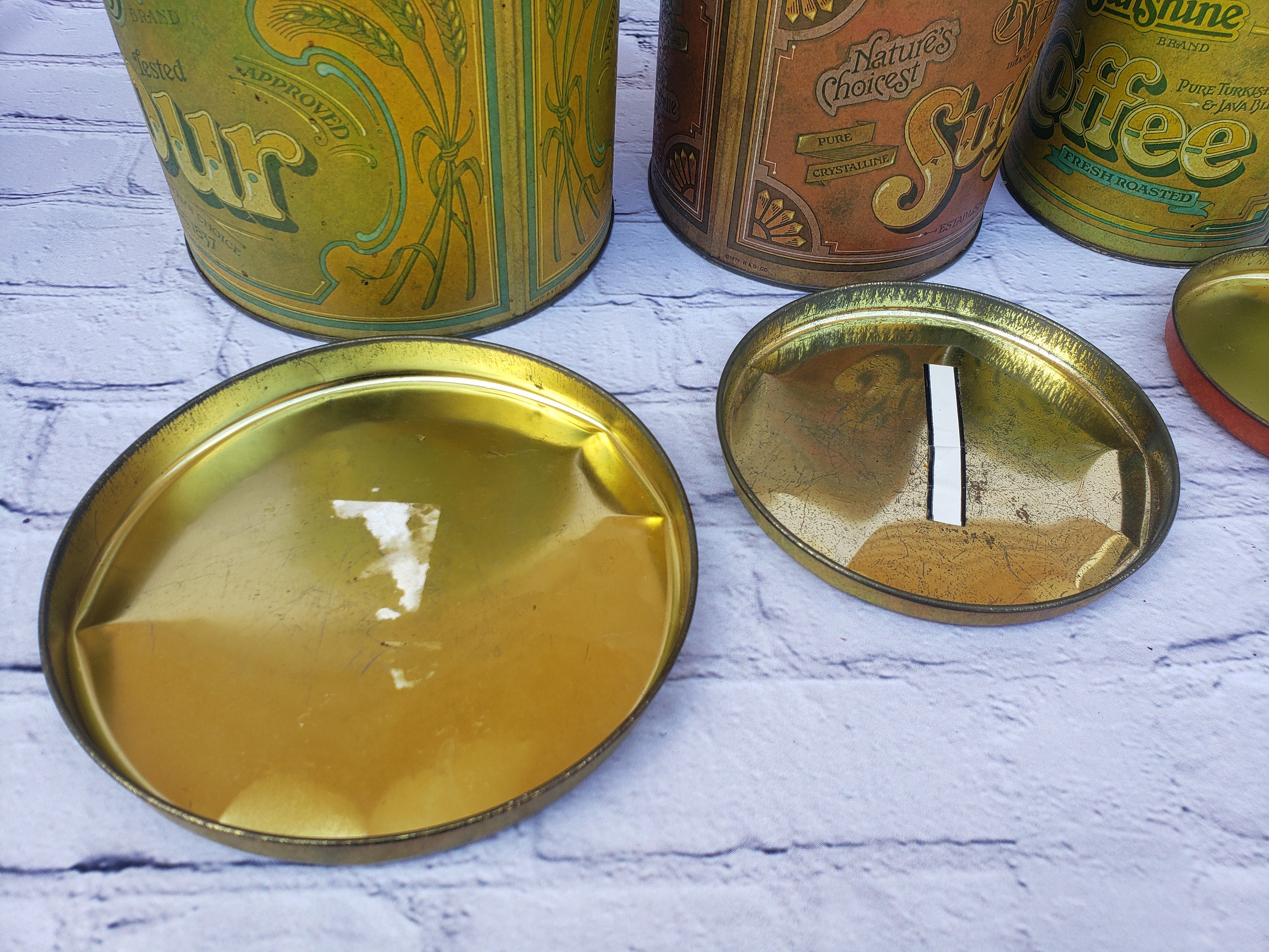 Vintage 4 Metal Canister Set Ballonoff Rustic Kitchen - Etsy Vintage 4 Metal Canister Set Ballonoff Rustic Kitchen - Etsy