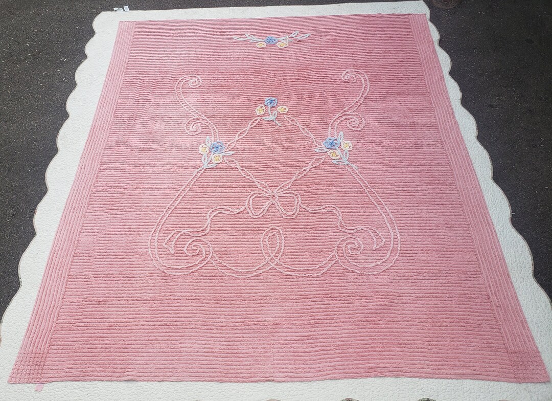 Vintage Pink Chenille Bedspread With Floral, Small Tear - Etsy
