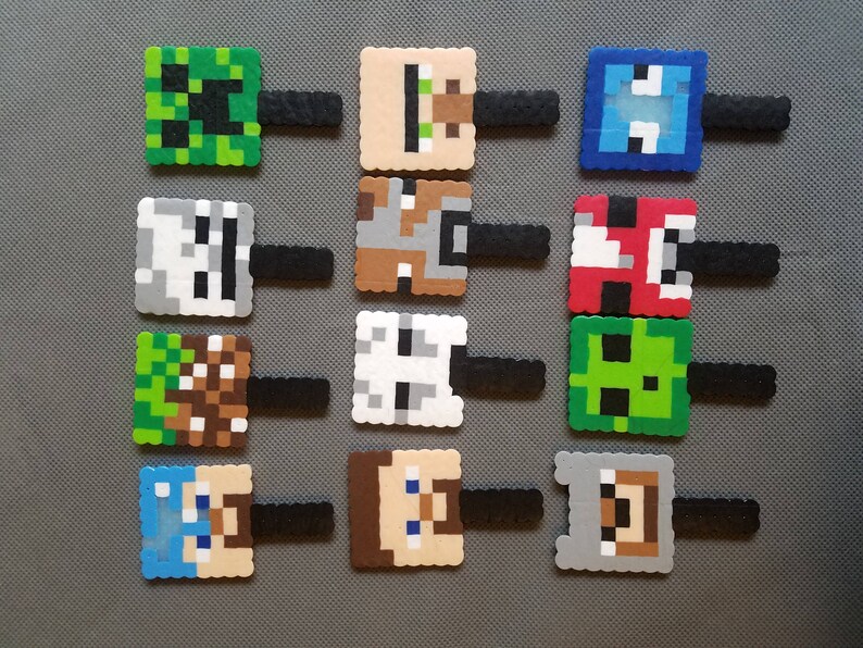 Minecraft cupcake topper perler beads | Etsy