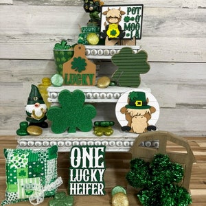 Highland Cow St. Patrick's Mini - St Patrick's Decor - Cow Decor- Farm ...
