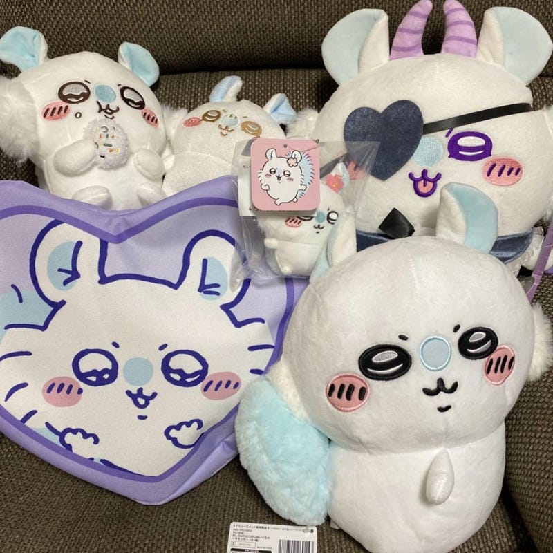 Chiikawa Momonga Plush - Etsy