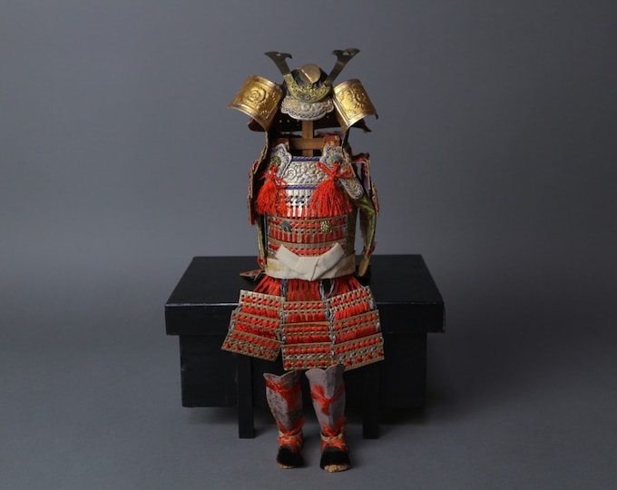 Display Miniature Samurai Armor With Original Trunk, Japanese Antique ...