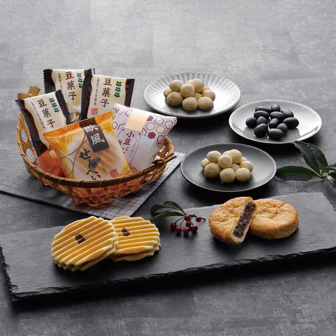 Adzuki Bean Pie Sweet Rice Cracker Mame Snack Japanese Sweets Made in ...