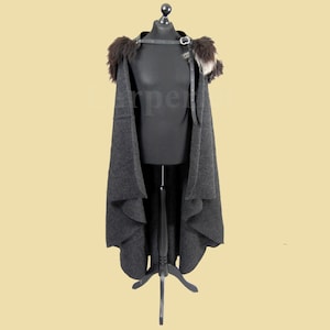 Musketeer Cloak With Fur - Etsy
